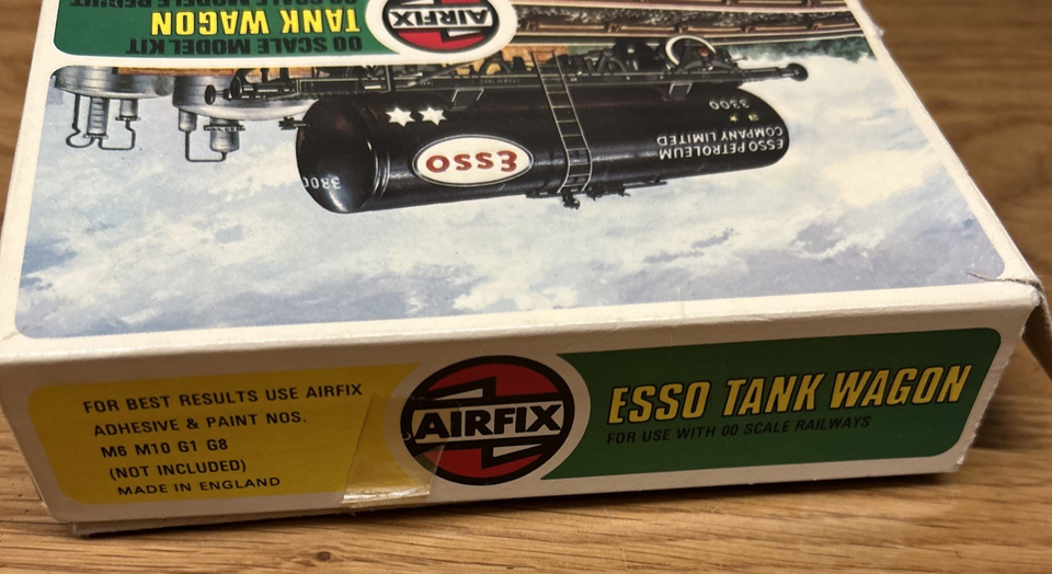 Vintage Airfix OO Model Kit Esso Tank Wagon 02656-3 Series 2 UNMADE ...