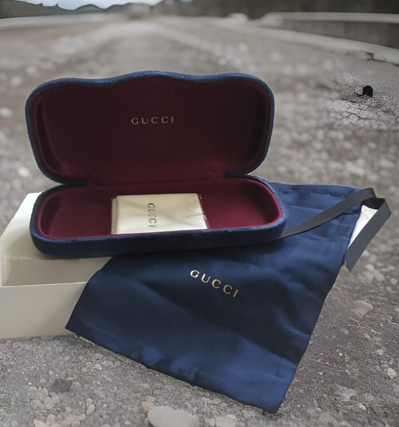 Gucci Blue Velvet Clamshell Sunglass Eyeglass Case