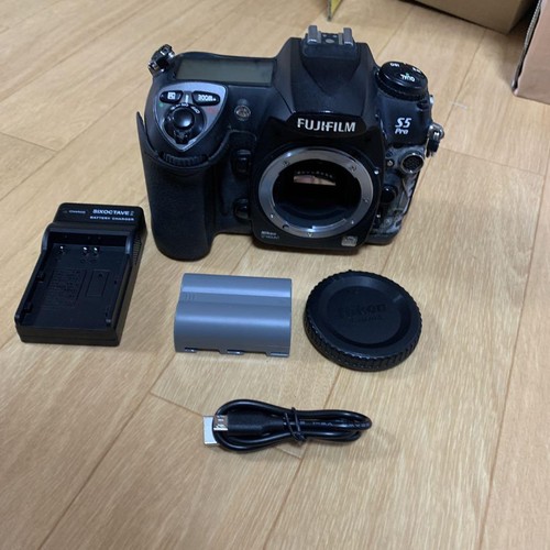 FUJIFILM Digital SLR Camera FinePix S5 Pro FX-S5P Black | eBay