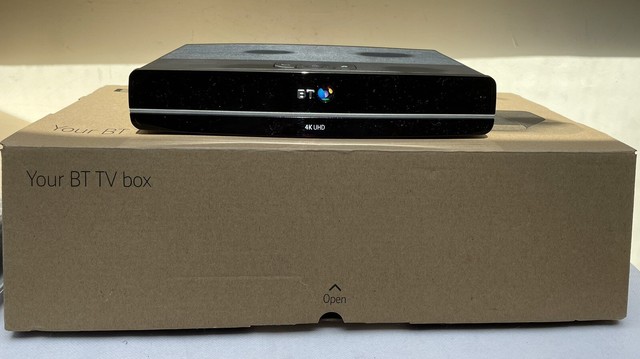 BT Ultra HD YouView Box 1TB with Twin HD Freeview and Remote Control ...