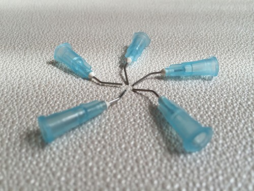 300pcs PRE BENT FLOW NEEDLE TIPS Light Blue 22 GAUGE FOR ETCH DENTAL | eBay