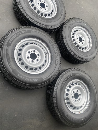 Mercedes Sprinter 2500 Factory Silver 6 Lug Wheels Tires Michelin 245 ...