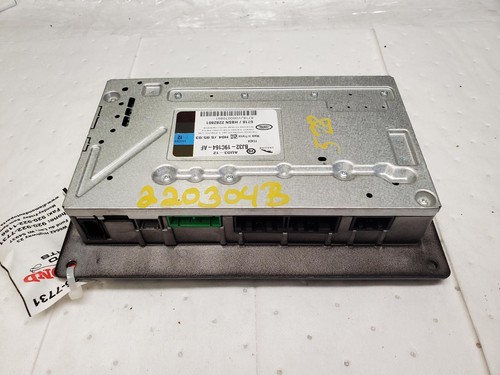 JAGUAR XJ A/V Equipment amplifier (trunk mounted), w/o Bowers and ...