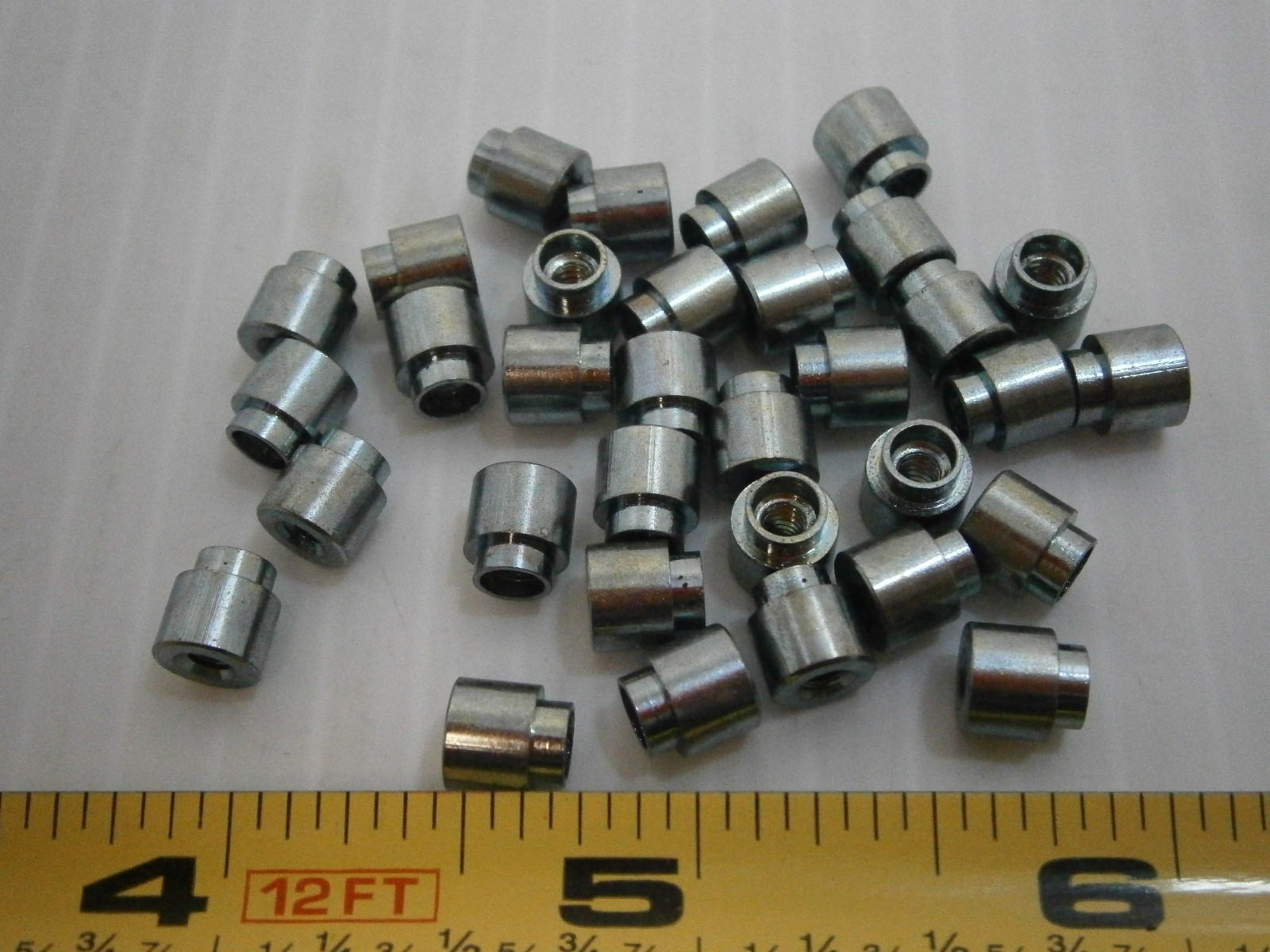 Raf 3046-A-440-B-1 Brass 1/4 Round Swage standoff spacer 4-40 lot of 25 ...