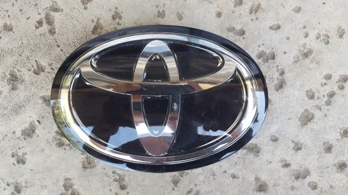2016-2022 TOYOTA HIGHLANDER RAV-4 RADAR RADIATOR GRILL EMBLEM OEM BC951 ...