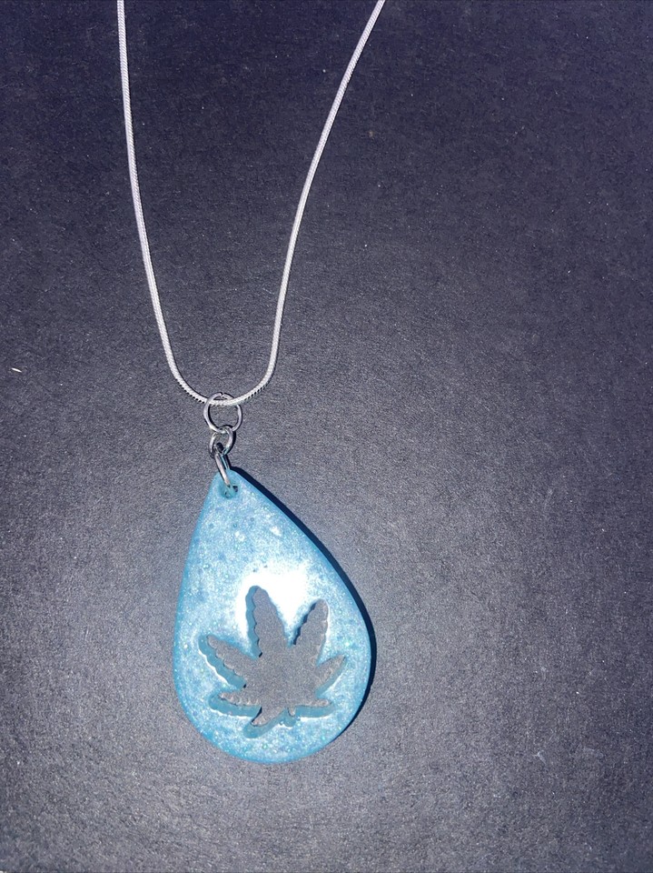 Turquoise Pot Leaf Necklace | eBay