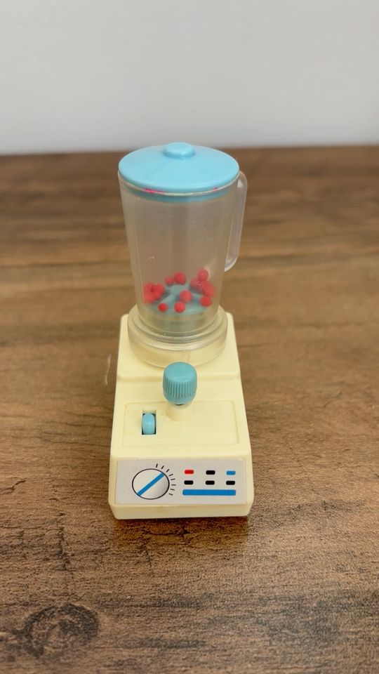 Vintage BARBIE Doll Happy Family Grandma's Kitchen Wind Up BLUE BLENDER ...