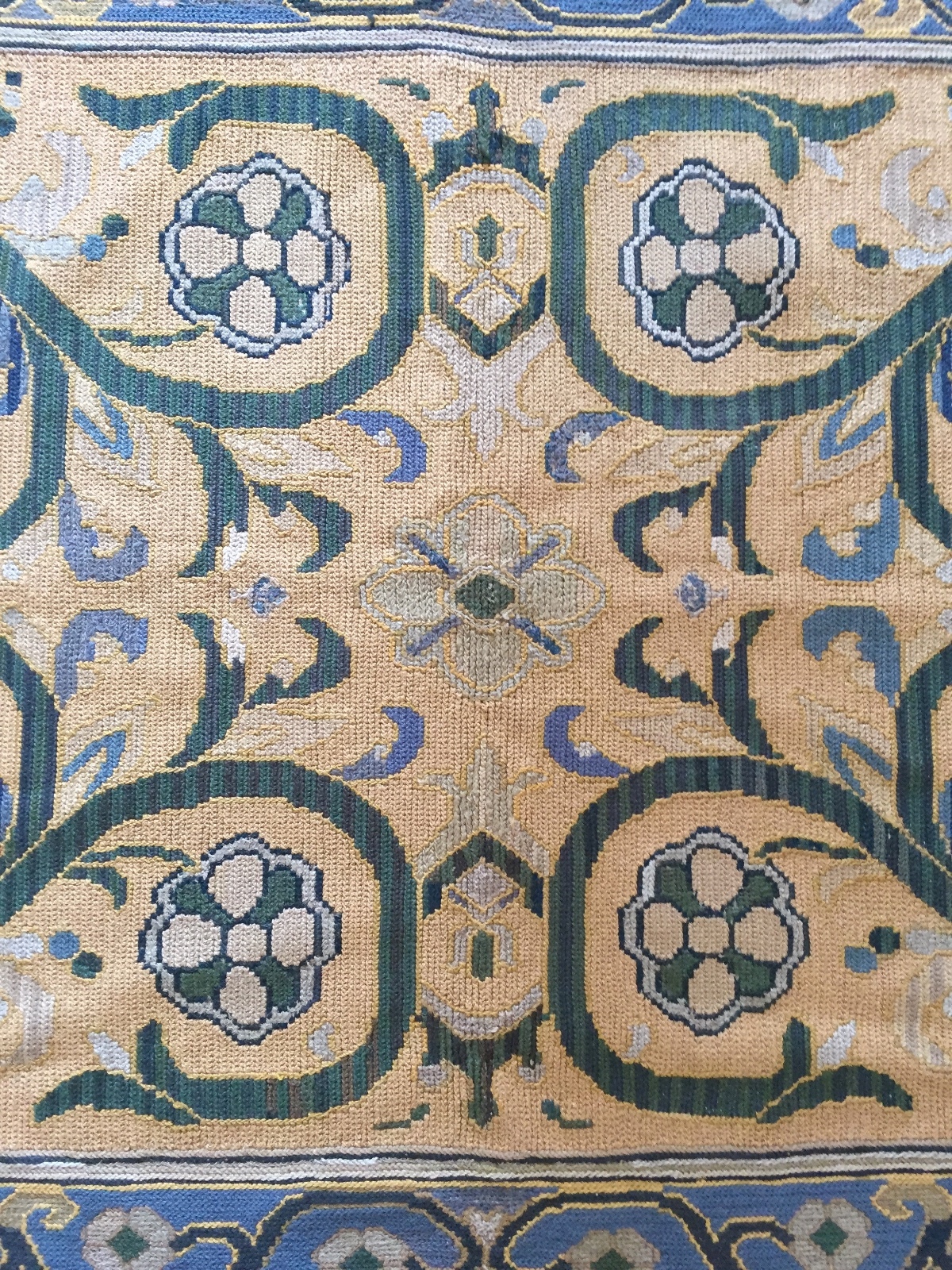 Beautiful, rare, antique Portuguese Arraiolos rug carpet 18th century ...