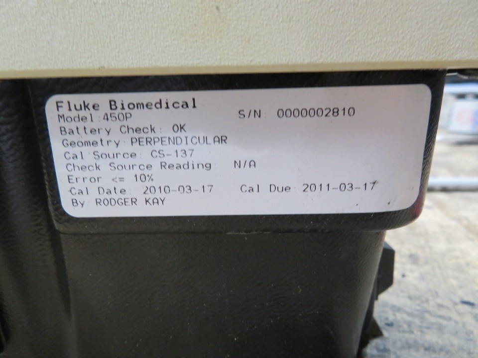 FLUKE BIOMEDICAL Radiation Detection Survey Meter 450P UNTESTED AS IS ...