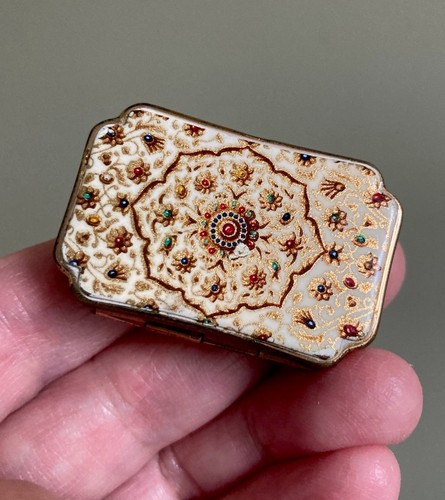 Vintage 1950s Stratton Pill Box Or Snuff Box Gold Tone Enameled Floral ...