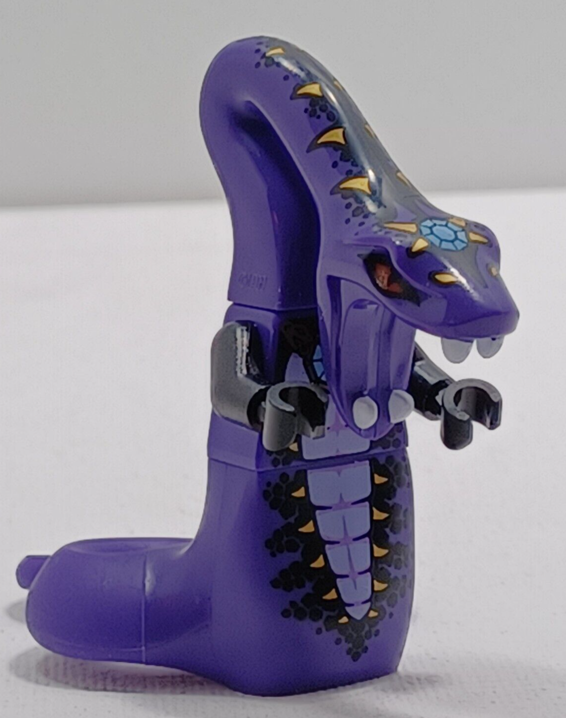 LEGO Pythor Chumsworth NJO060 Ninjago Minifigure 9449 Rise of the ...