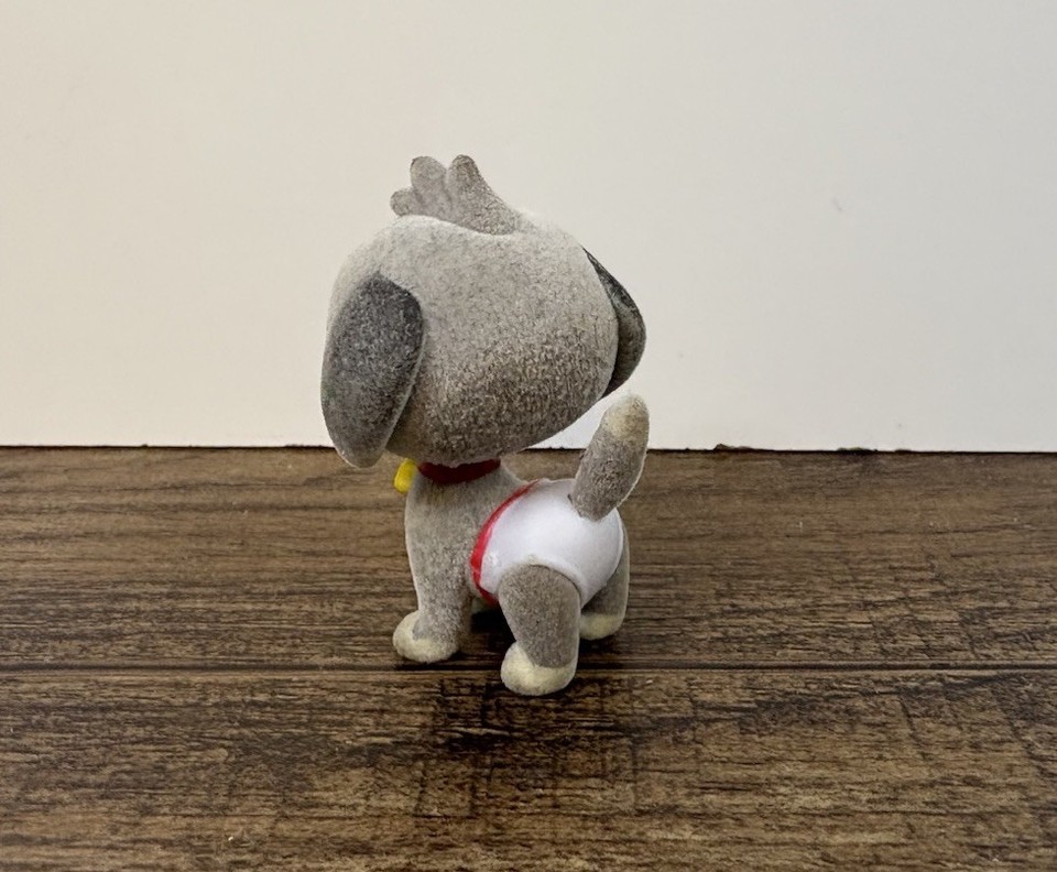 Disney T.O.T.S. Surprise Babies Pablo Dog 2” Mini Figure Pablo Flocked ...