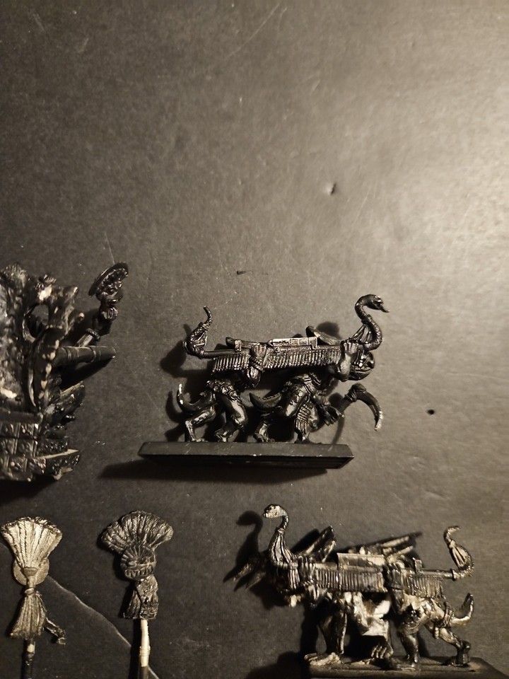 Warhammer Slann Mage Priest on palanquin Lizardmen Seraphon Guard ...