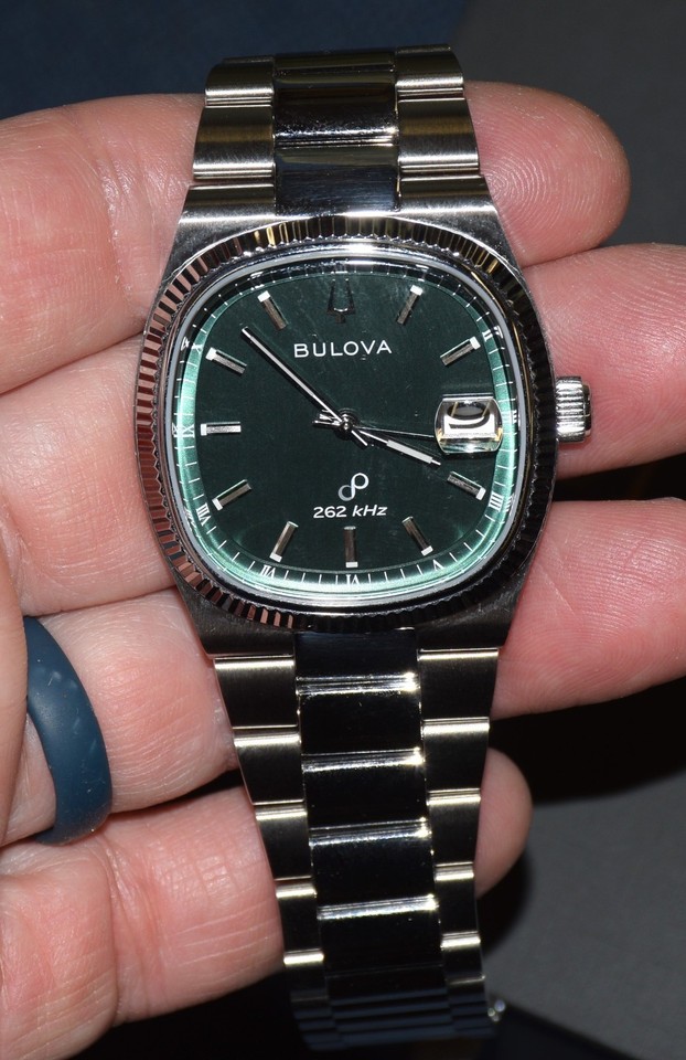 MENS BULOVA SUPER SEVILLE Precisionist 262KHz WATCH 96B439 GREEN DIAL ...
