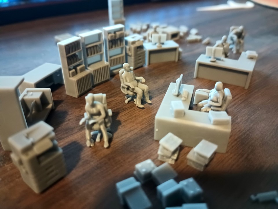 HO Scale Modern Office Desks Figures Shelves Chairs Photo Copier ...