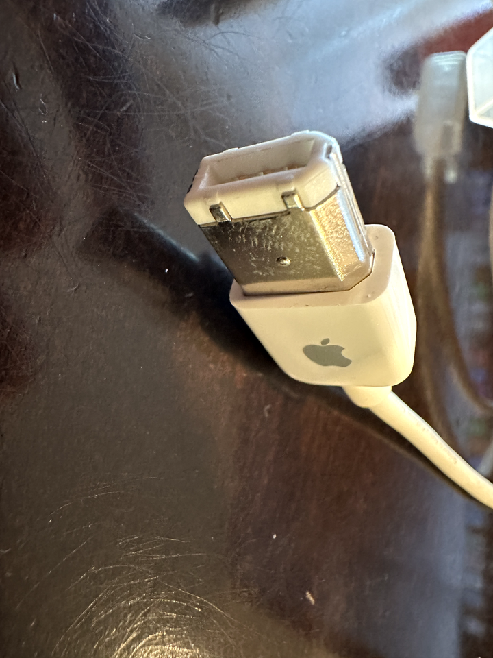 Authentic Apple iPod 30 Pin Cable Dock Connector to FireWire (M9127G/A ...