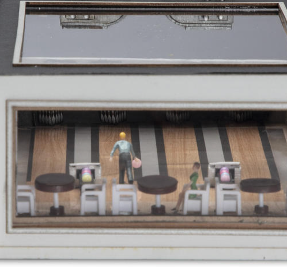 HO Scale Bowling Alley Lanes Building with LED Lights Interior Exterior ...