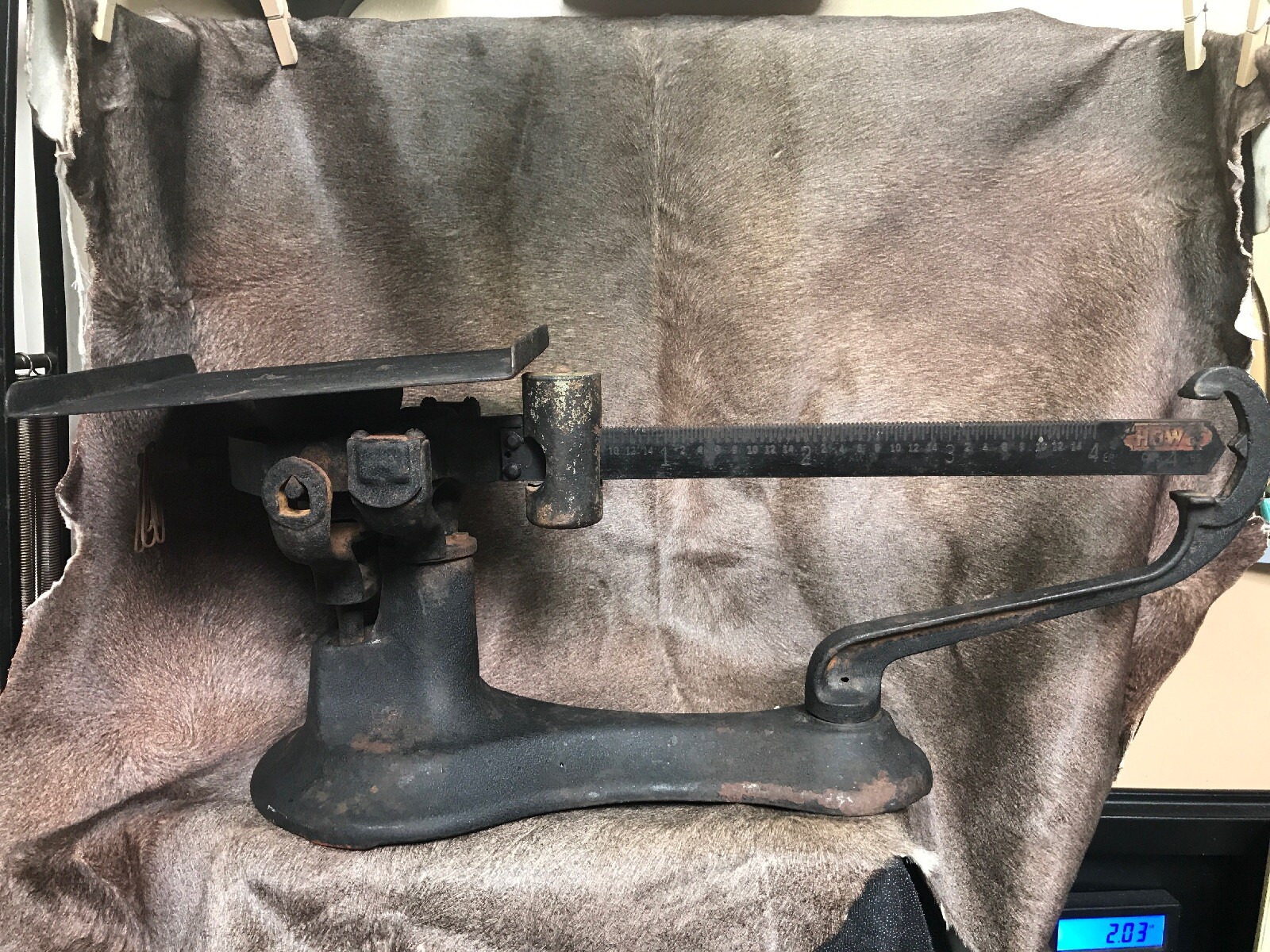Antique Cast-Iron Balance Beam Scale By Howe 4Lbs Cap. Completely ...