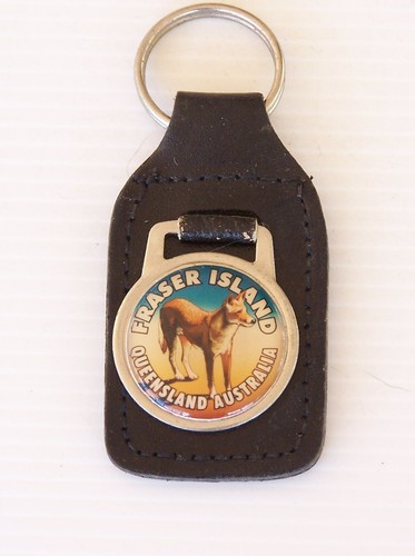 VINTAGE FRASER ISLAND DINGO QUEENSLAND TRAVEL SOUVENIR LEATHER KEY ...