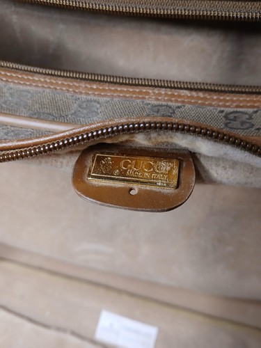 GUCCI TRAVEL BAG CONTROLLATO SZ 20” X 13” | eBay