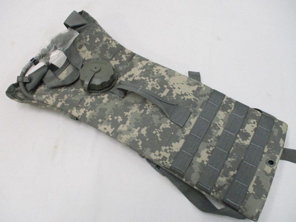 NEW ARMY ACU DIGITAL HYDRATION SYSTEM CARRIER W/ BLADDER PACK 8465-01 ...