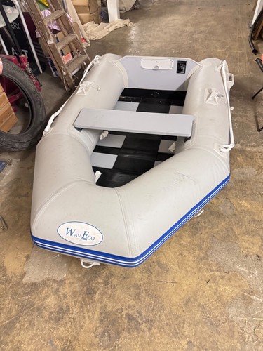 Eco Wav inflatable dinghy 2.3m slatted floor - ideal fishing or ...