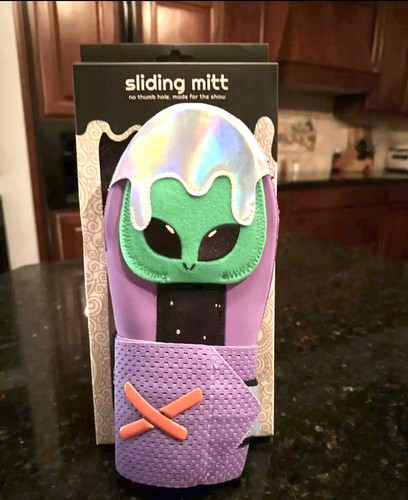 ABSOLUTELY RIDICULOUS Prince From Outer Space Alien Sliding Mitt ...