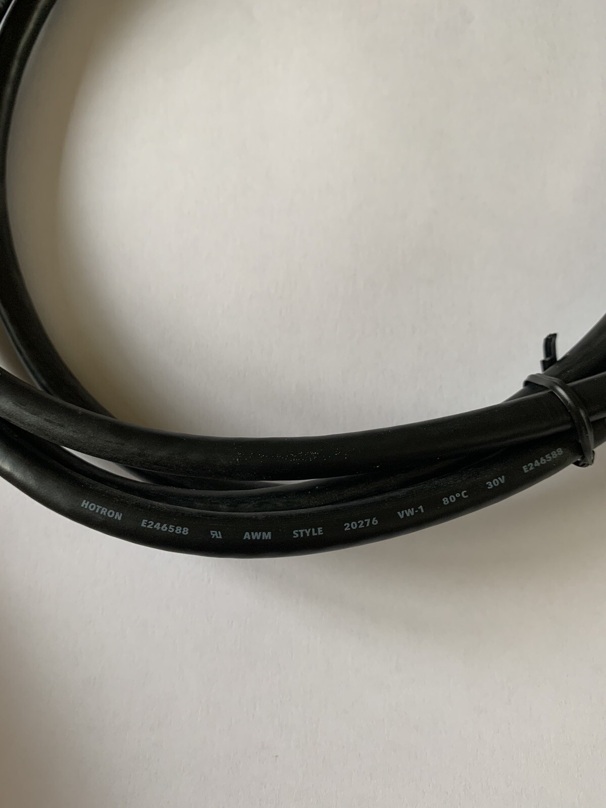 HOTRON AWM STYLE 20276 E246588, 6FT, 30V, 18 PIN, M-M DVI CABLE, DP V1 ...