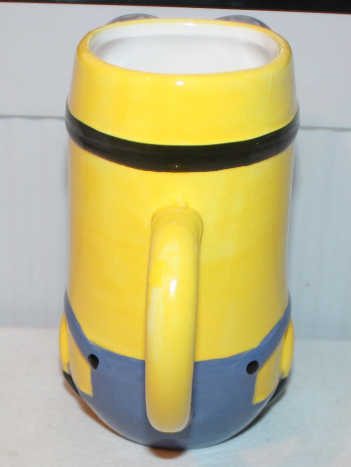 Minion Stuart Disney Figure Ceramic Mug Tall 16oz Despicable Me Zak ...