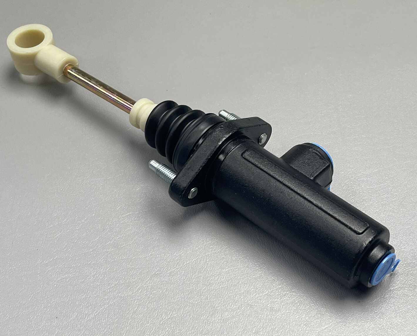 Volvo Truck Clutch Master Cylinder 8085690, 1628218 | eBay