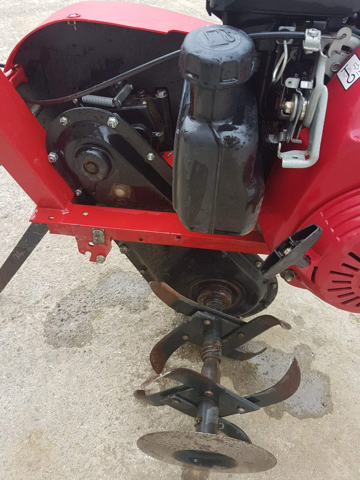 Sterkins Honda powered 5.0 rotovator. This can be available in Two ...