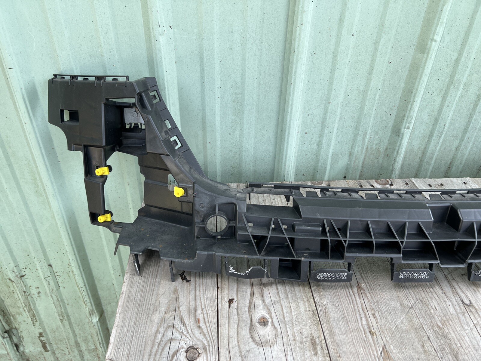 2013-2016 Audi S4 3.0L Rear Bumper Bracket 8K5 807 385 D OEM. | eBay