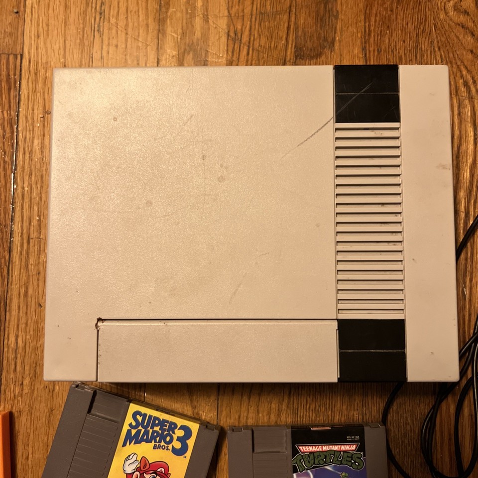 Nintendo Entertainment System NES Console Gray (NES-001) | eBay