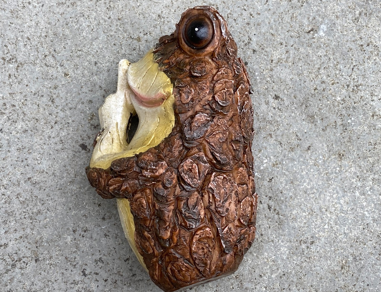 Wall mount Frog Garden Ornament Fence Tree hanging décor Garden Pond ...