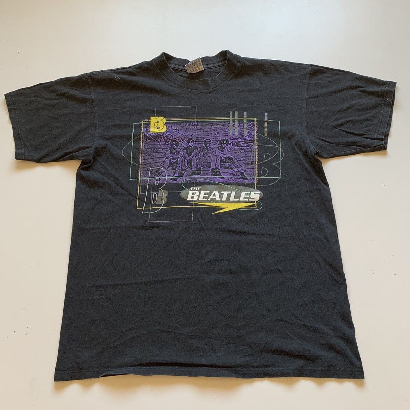 Vintage 1990s 1996 The Beatles Graphic Faded Band T S… - Gem
