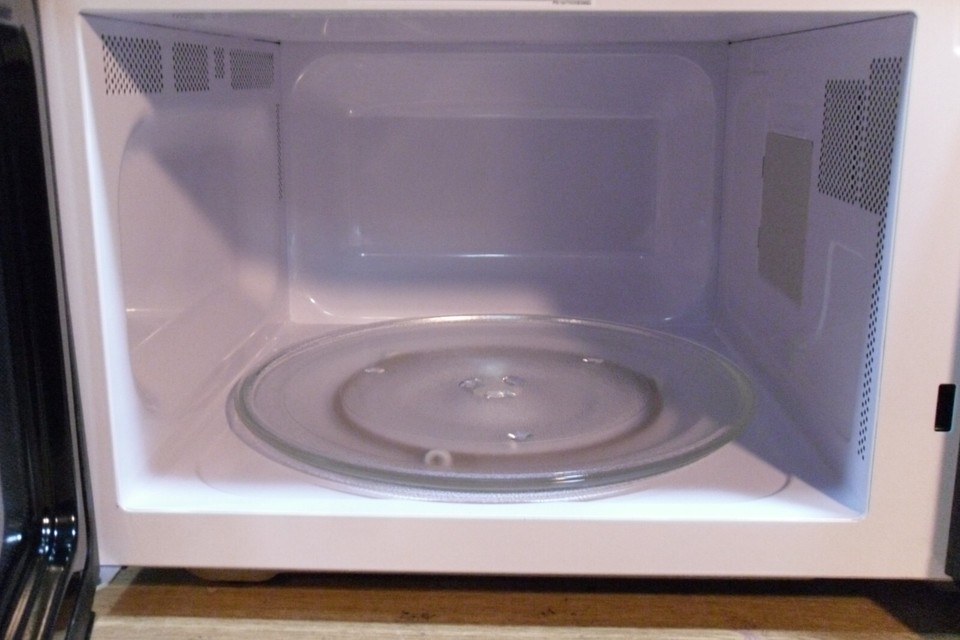 Microwave Oven Criterion CCM16M1S 1.6 Cu. Ft. 1100 Watt | eBay