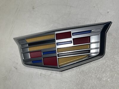2017-2023 CADILLAC XT5 TAILGATE "CREST" EMBLEM NEW GM # 84683022 | eBay