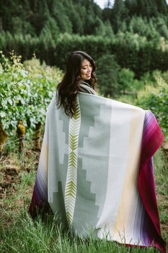 Limited Edition Pendleton Blanket Willamette Valley Wines Season 2 New Purple | eBay
