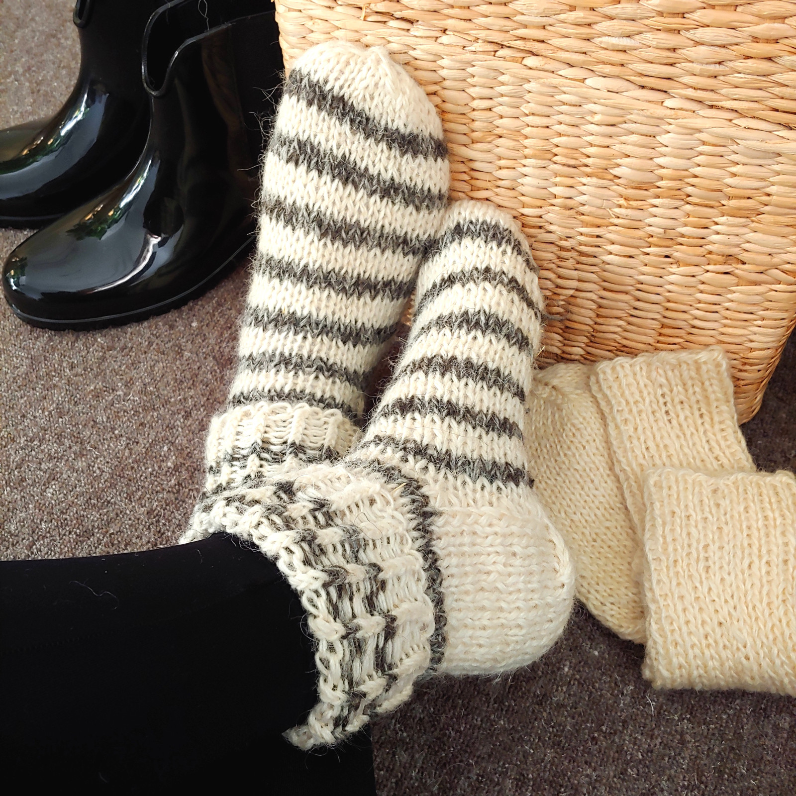 Women's Hand knitted Sheep Wool Thermal Socks Wellington Wellies Boot ...