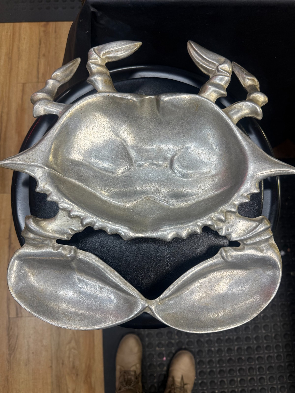 Wilton Armetale Crab Shaped Metal Serving Tray Seafood Dish Platter 13 ...
