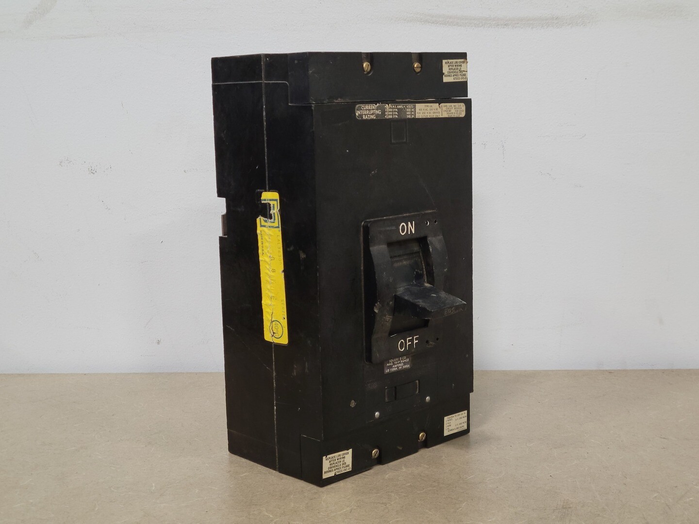 SQUARE D 300 Amp 3 Pole Circuit Breaker LAL36300 | eBay