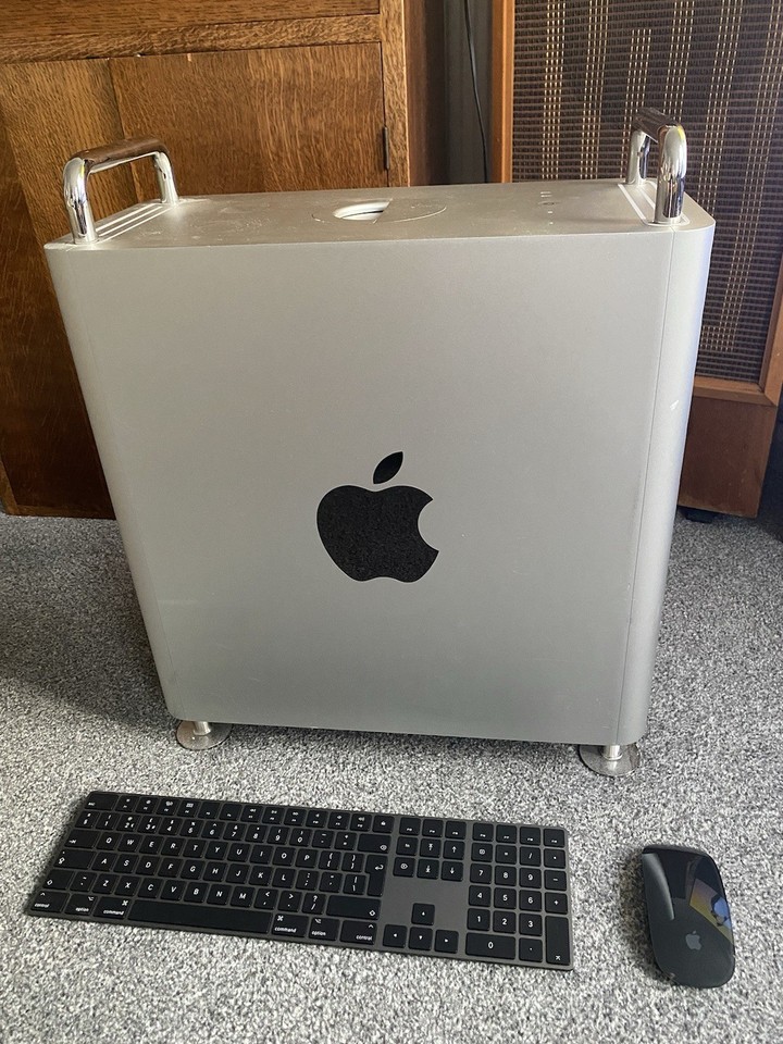 Apple Mac Pro 2019, 32GB RAM, 8-Core Xeon 3.5GHz, AMD Radeon Pro 580X ...