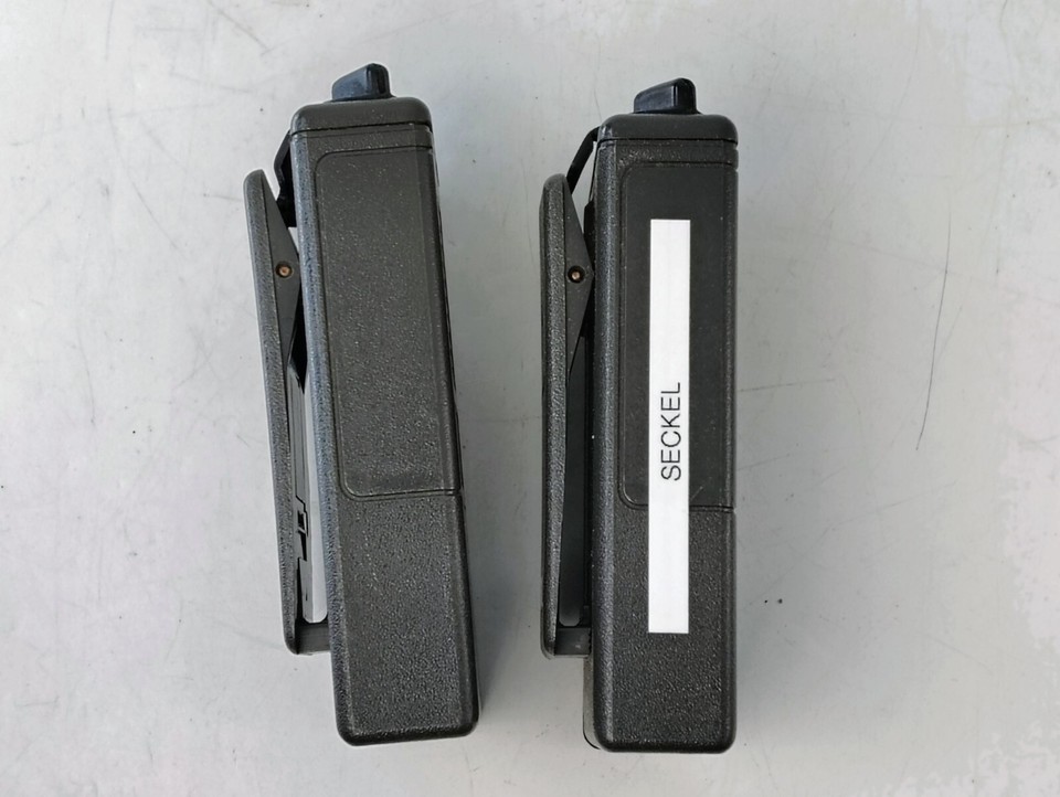 2 Motorola Minitor II Pagers VHF Low Band H03UMC1222AC Tested 46.4 & 46 ...