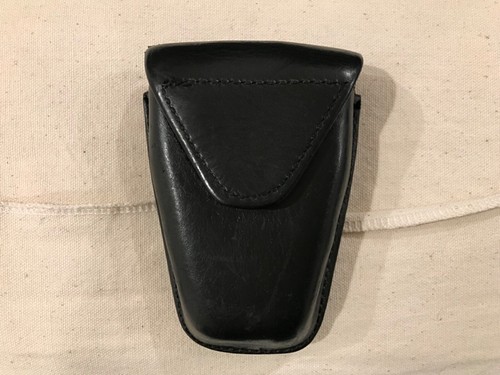 SAFARILAND 190-V HANDCUFF POUCH TOP FLAP PLAIN BLACK HOOK and LOOP ...