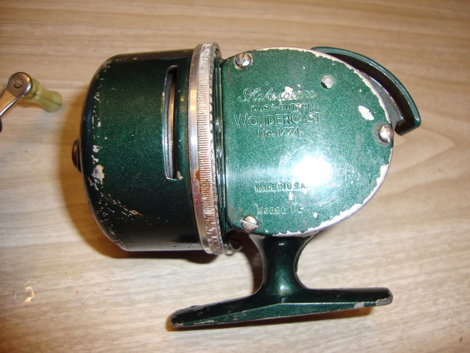 2 VINTAGE SHAKESPEARE WONDERCAST #1774 MODEL FC SPIN CASTING FISHING ...