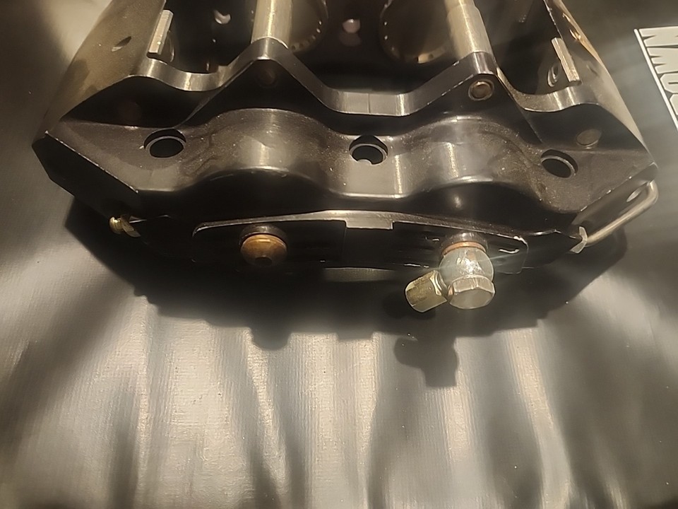 Alcon 4 Piston brake caliper 32MM / 32MM pistons radial mount NICE ...