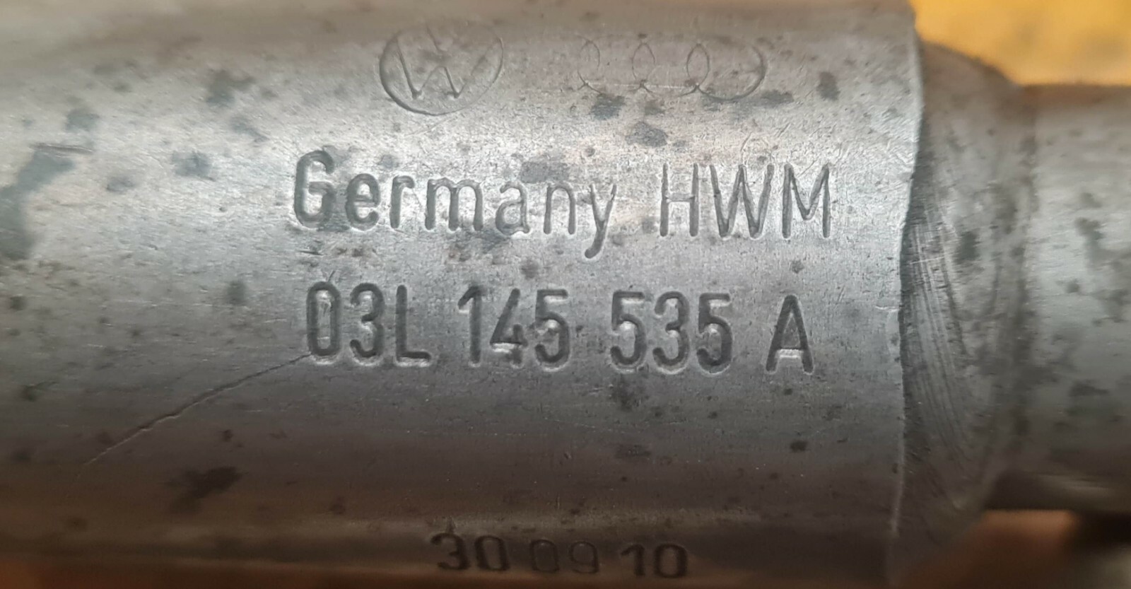 2009 VW Volkswagen Golf Mk6 1.6tdi CAYC 03L145535A Turbo Oil Feed ...