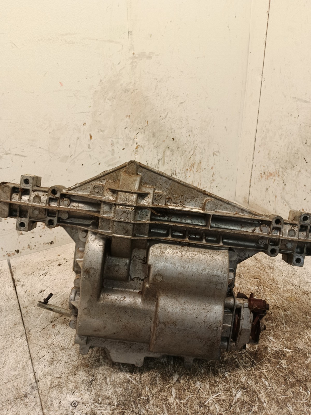 Craftsman T2000 6-Speed Lawn Mower Transmission Transaxle H MST-206-565 ...