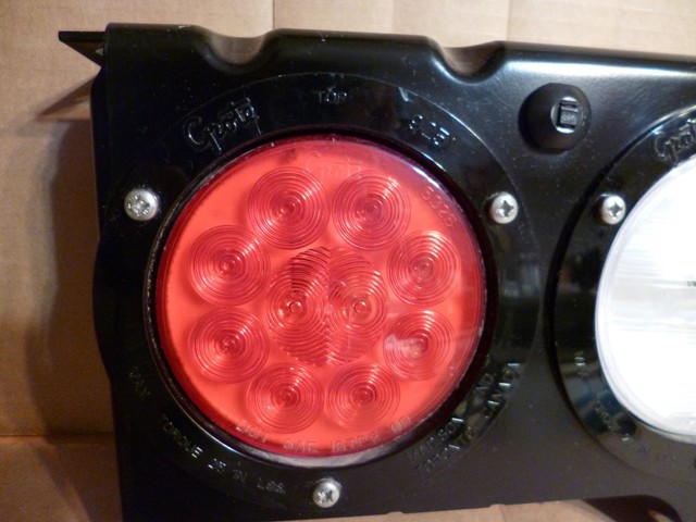 Grote Model 9251 Round 10 LED Turn Stop Marker Red Light for sale ...