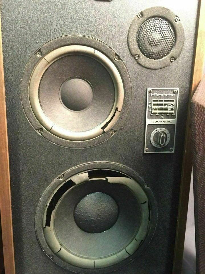 Realistic Optimus 10 Brilliance Contour Speakers With Floor Stand ...